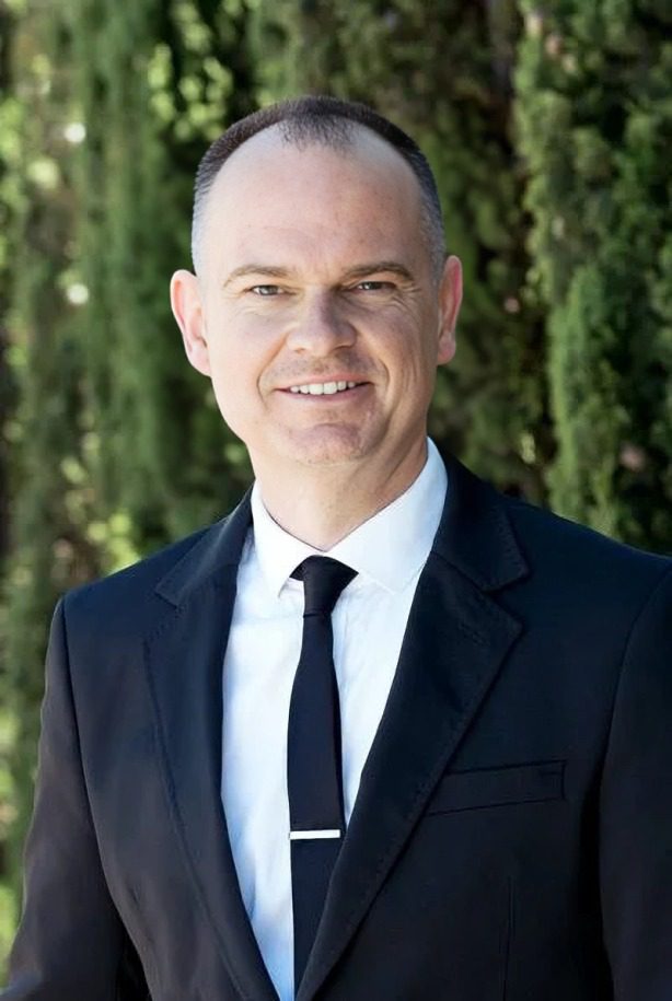 Board & Leadership - Outcare